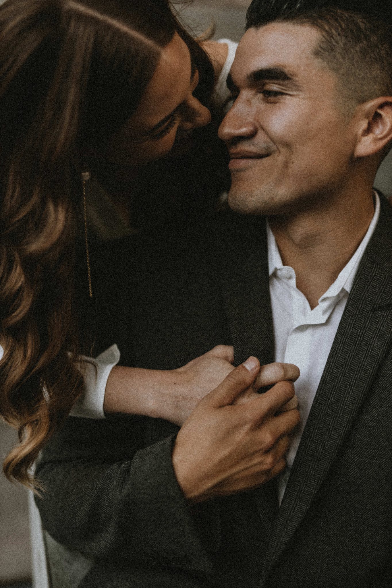 What does an Omaha, downtown city Elopement look like? - Jamie Tobin ...