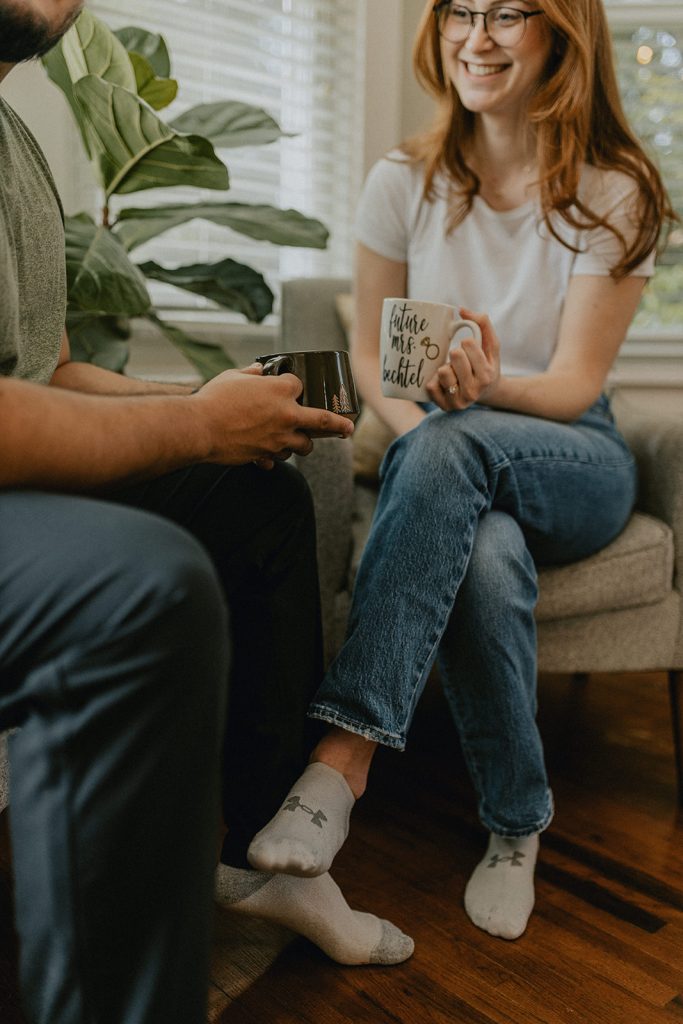 Cozy In-Home Couples Session // Bailey + Derek - Jamie Tobin Photography