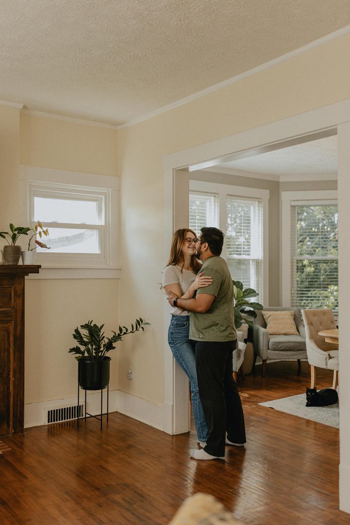 Cozy In-Home Couples Session // Bailey + Derek - Jamie Tobin Photography