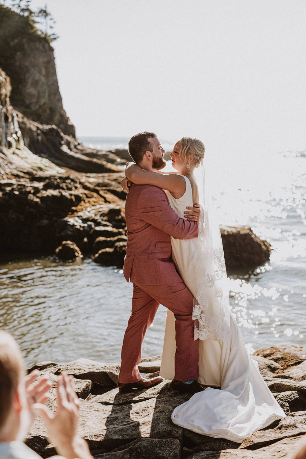 How to Elope in Oregon - Jamie Tobin Photography